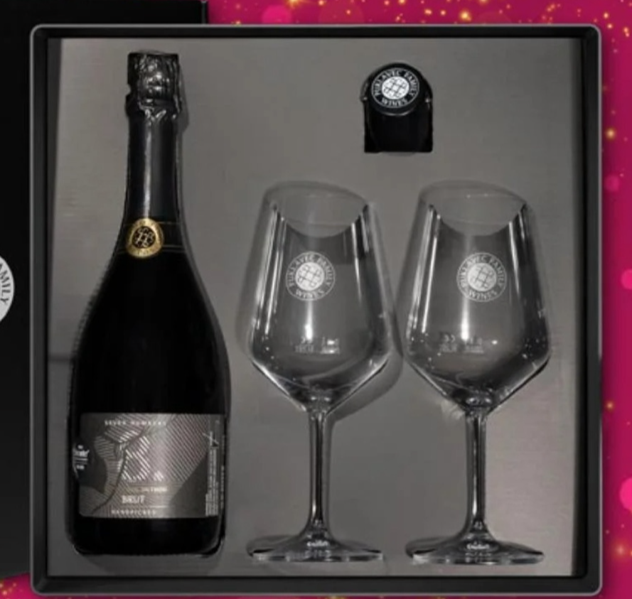 SEVEN NUMBERS set brut penina 0,75 L v akciji v trgovinah Kompas Shop